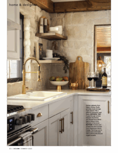 Lakehouse Living: An Inside Look at Jodi's Meaningful Retreat - Urbanhome